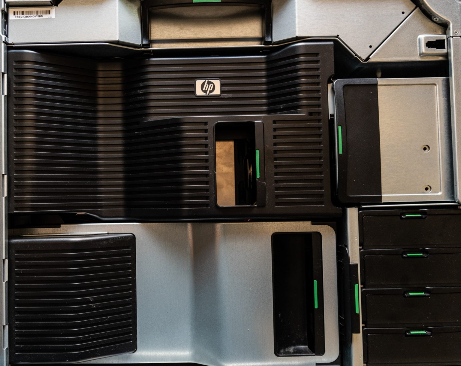 HP Z800 with dual Intel Xeon 5690, 4xRaid0 SSD and NVME