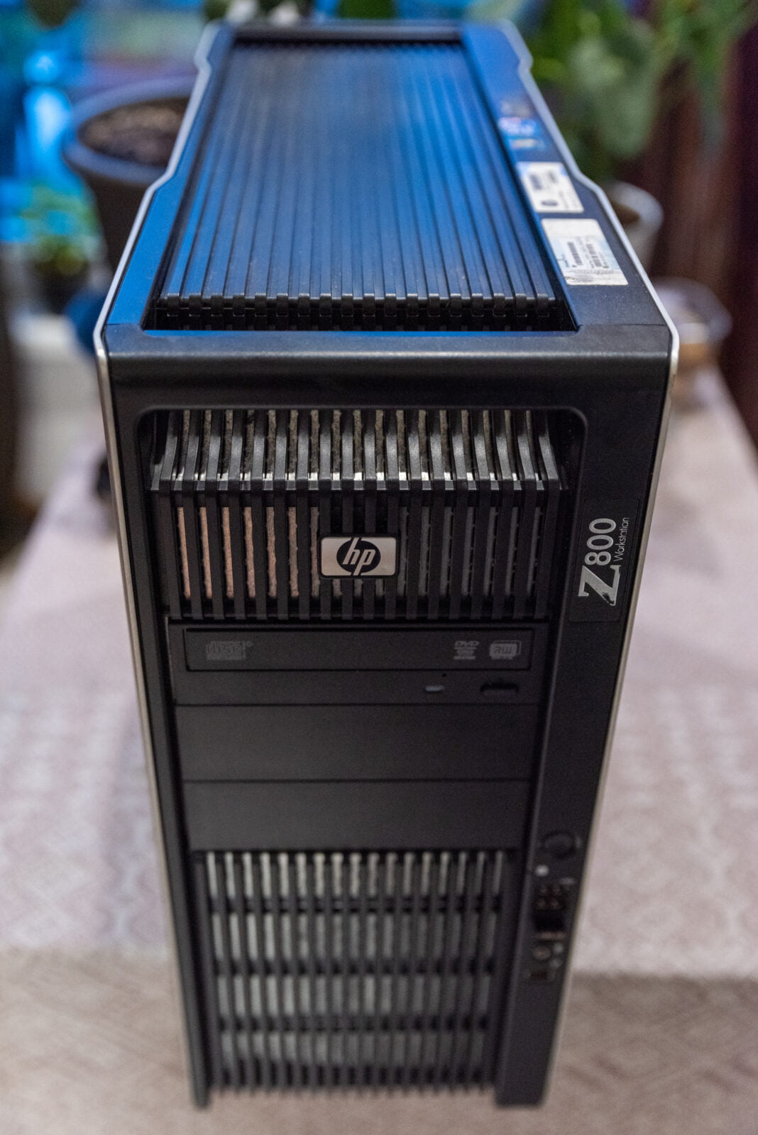 HP Z800 with dual Intel Xeon 5690, 4xRaid0 SSD and NVME