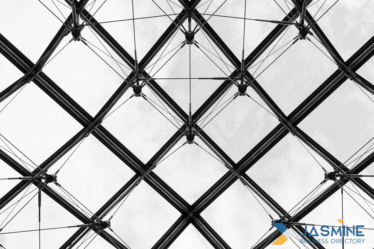 Creating a Compelling Business Directory Listing: Tips & Examples