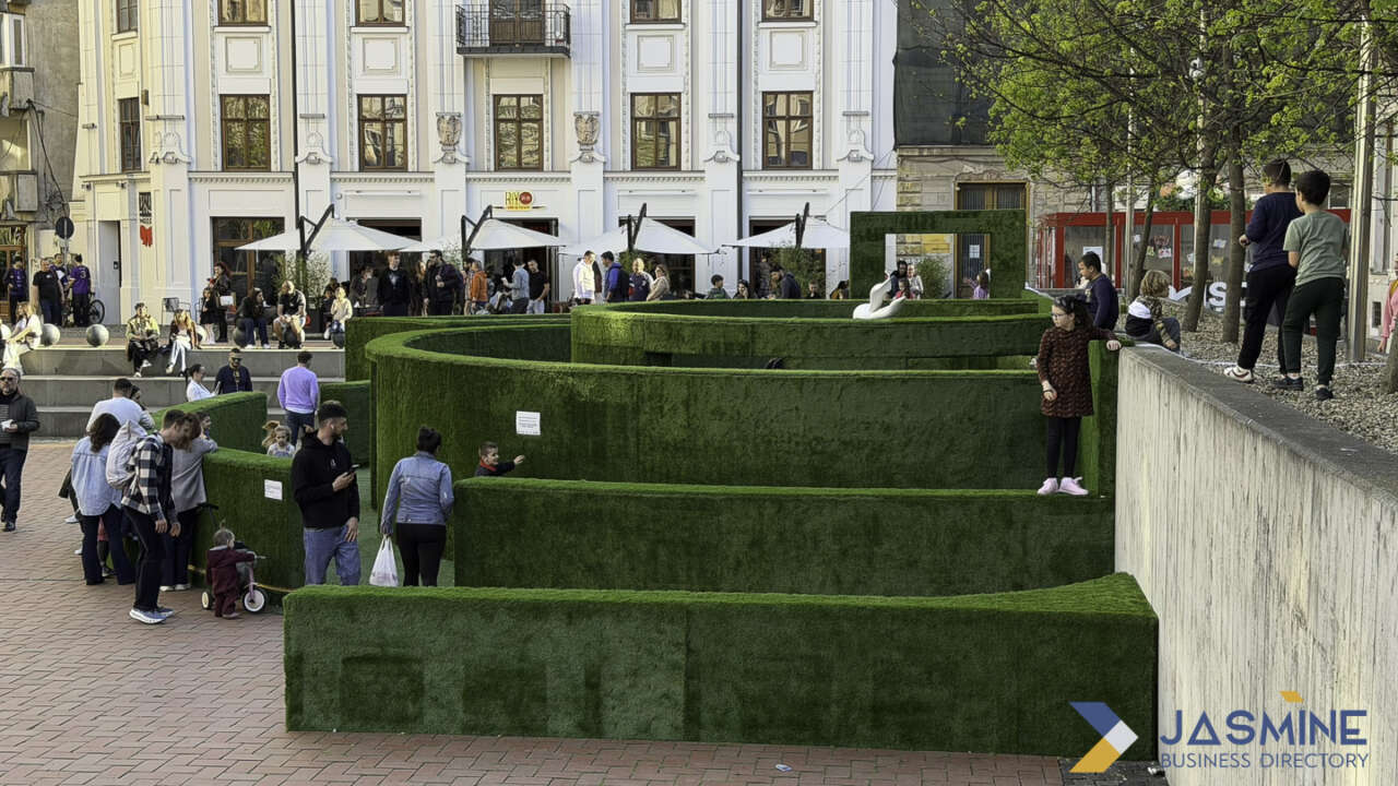 Turn Your Local Business Into a Landmark